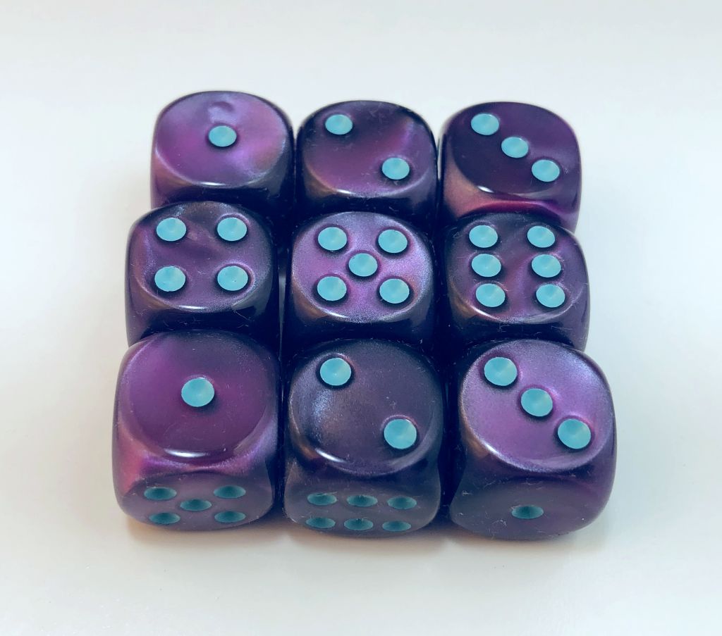 Crystal Caste: 9 piece 16mm purple Satin