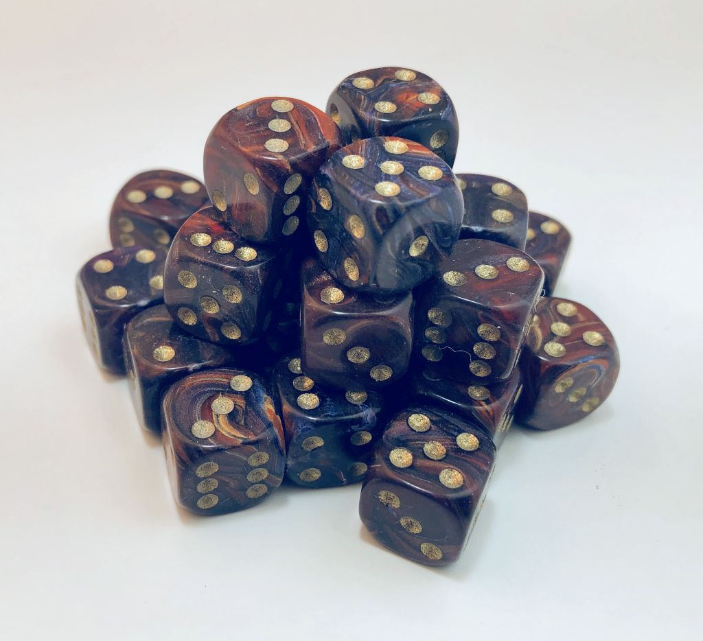 Crystal Caste: 27 piece red 12mm Spectrum